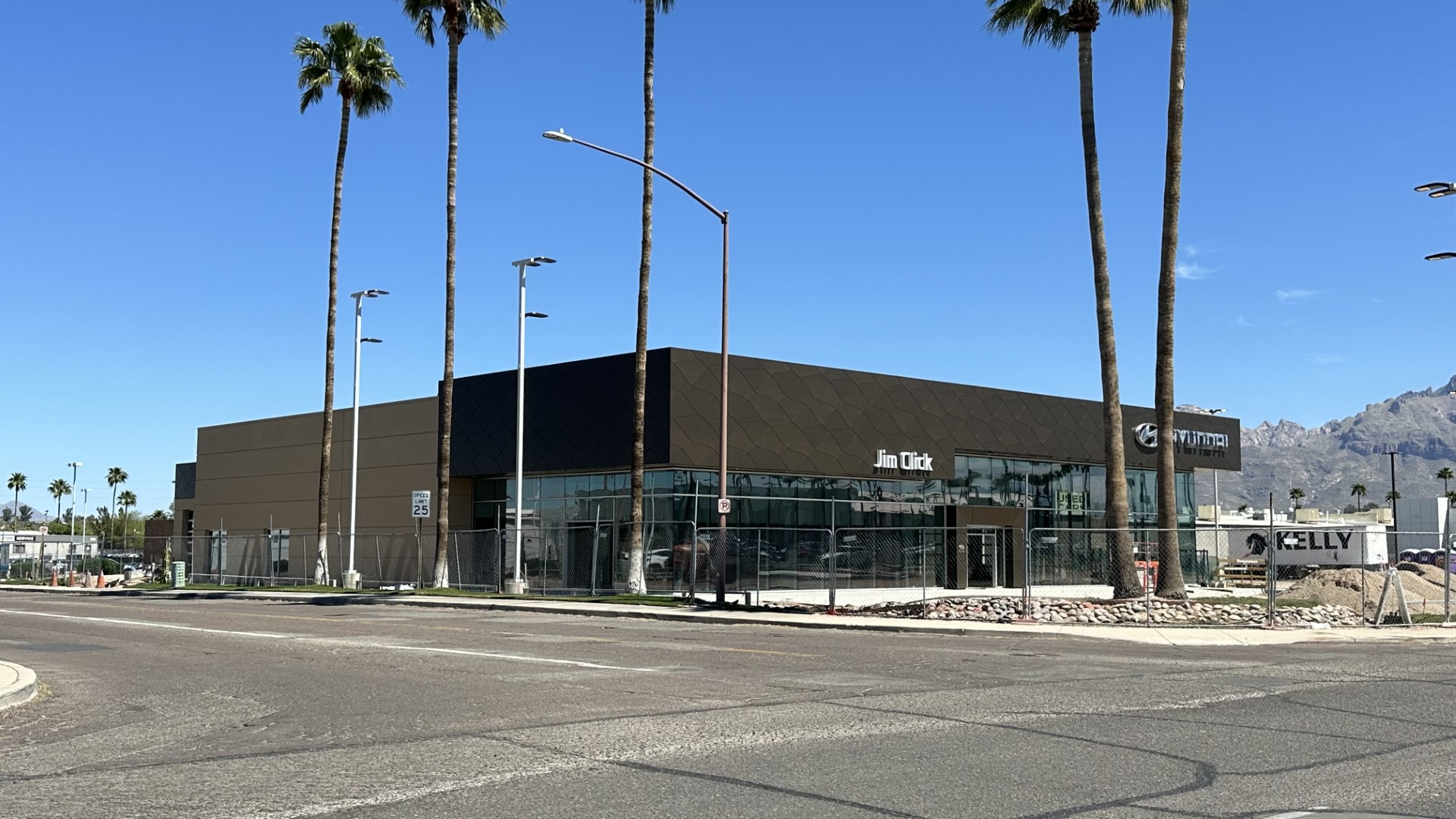 Project Update - Jim Click Hyundai Tucson - MKB Construction